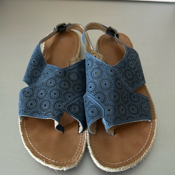 Johnston & Murphy | Shoes | Johnston Murphy Metallic Blue Sandals Size ...